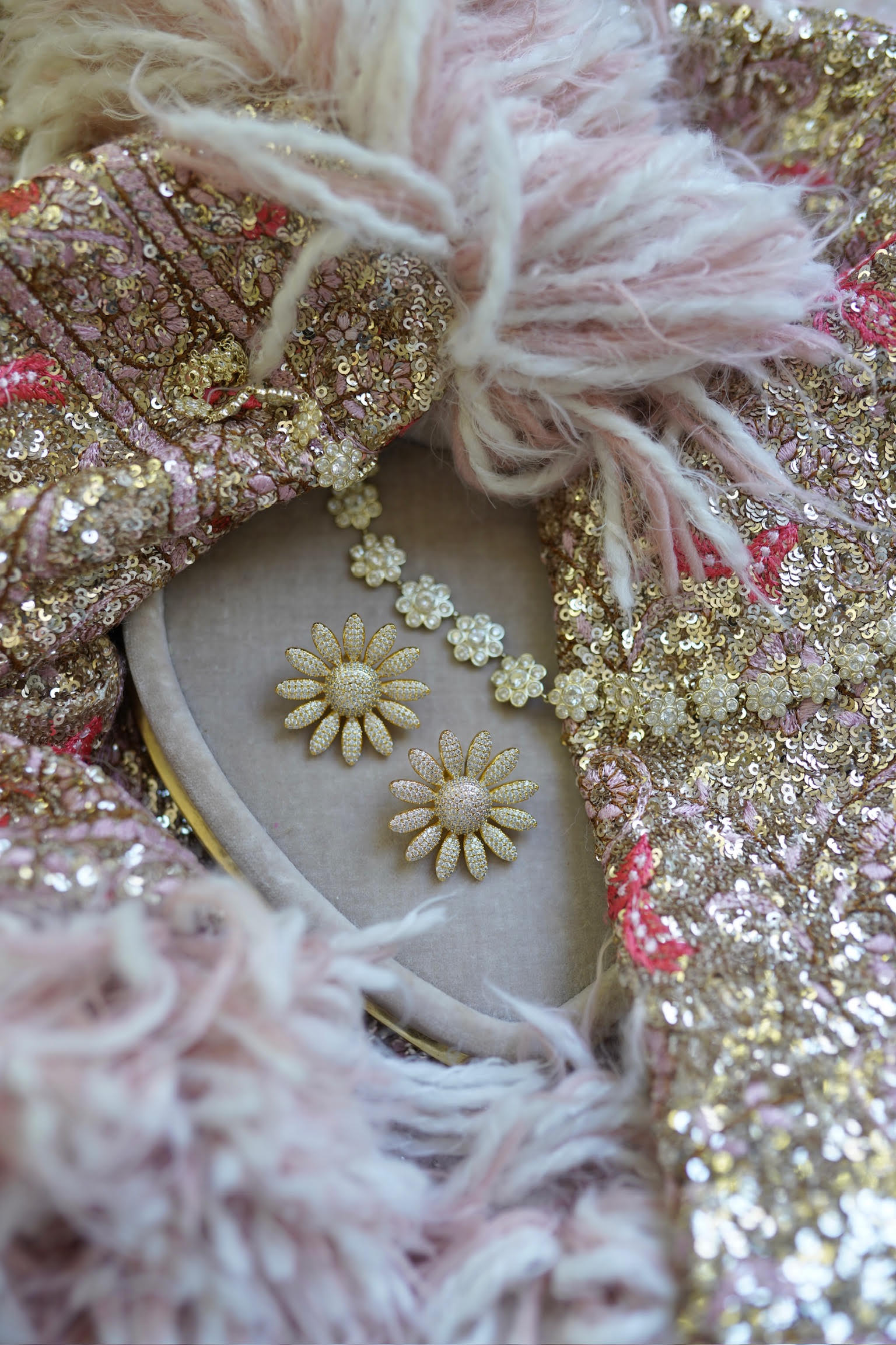 Bezel Flower Necklace – Nicola Bathie